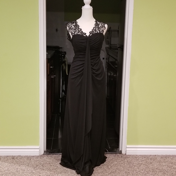 Onyx Nite | Dresses | Nwt Cap Sleeve Lace Neckline Evening Dress | Poshmark
